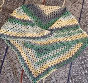 How to Crochet a Granny Triangle Shawl, Granny Springtime Shawl free ...